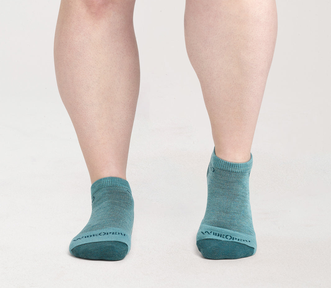 All Wide Socks – Wide Open